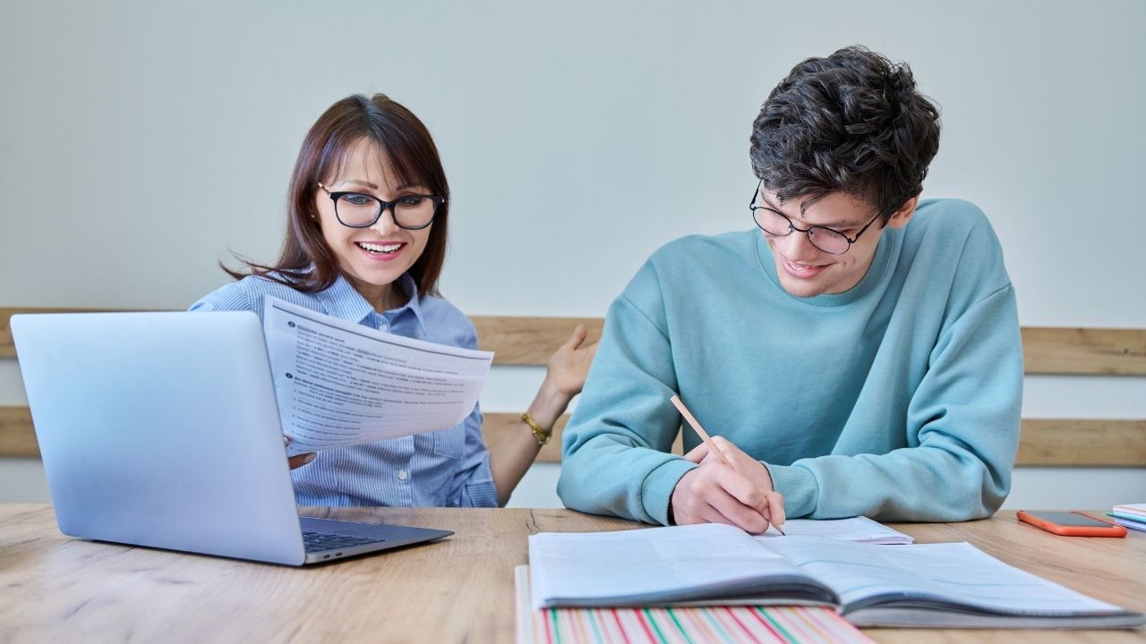 Benefits of Two-Person Polish Language Lessons - Cup of Polish